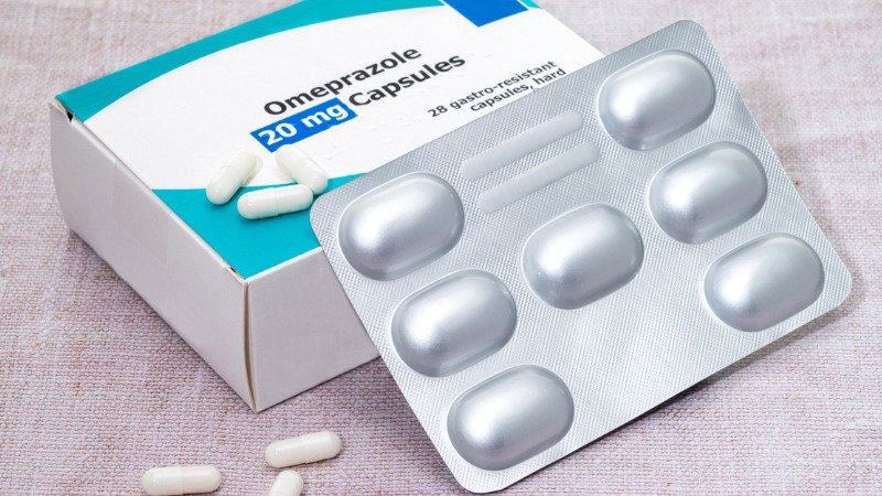 Oméprazole : fonctionnement et dangers de cet IPP